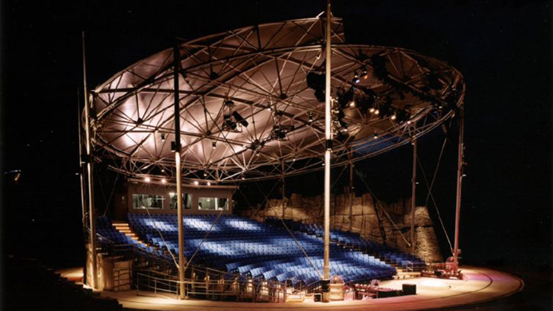 Amphithéâtre rotatif - Scéno Plus - Chef de file en design de lieux de ...